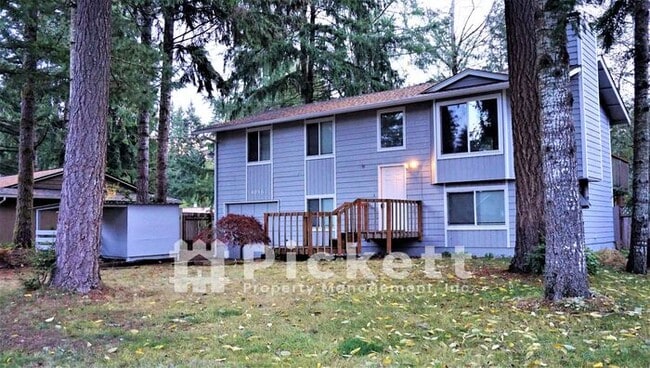 4 Bedroom in the lake Symington Community - House Rental in Bremerton ...