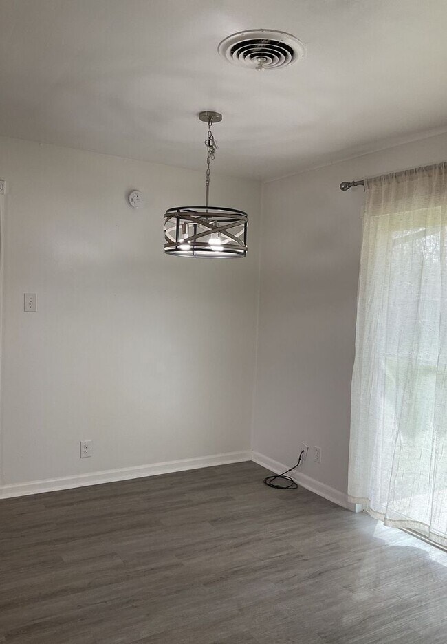 HUD APPROVED - FIRST MONTH FREE RENT - AVA... - House Rental in Killeen ...