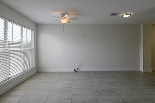12407 Urban Dale Ct Condo - Condo for Rent in Houston, TX | ForRent.com