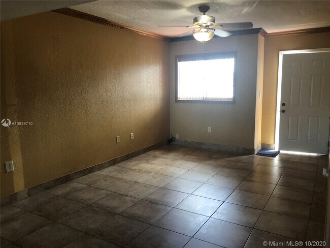 1100 SW 104th Ct Condo Unit E-103 - Condo for Rent in Miami, FL ...