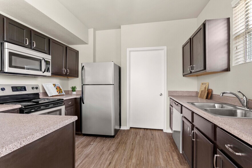Elan | Austin, TX | Starting at $866 | ForRent.com