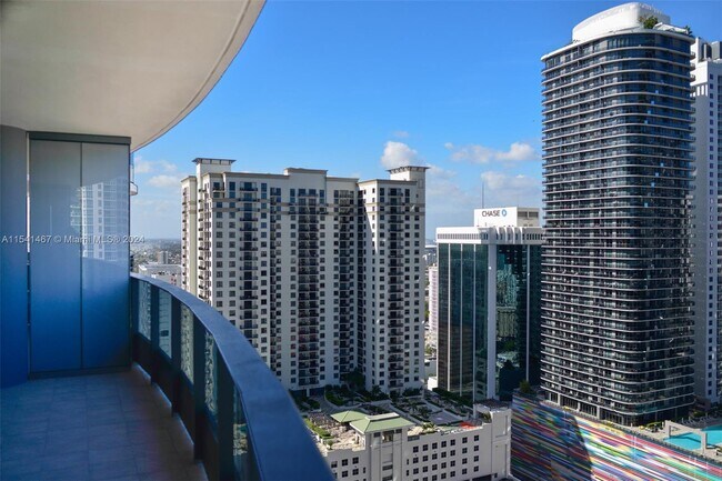 1000 Brickell Plaza Unit 3014 - Condo for Rent in Miami, FL | ForRent.com