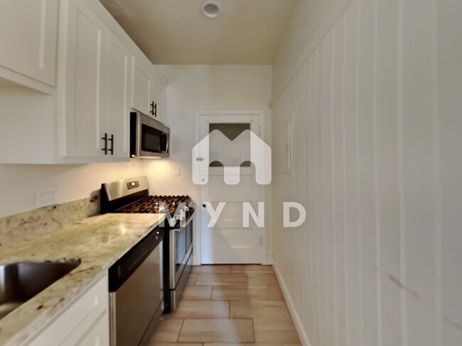 827 14th St Apt B Unit B - Condo for Rent in Sacramento, CA | ForRent.com