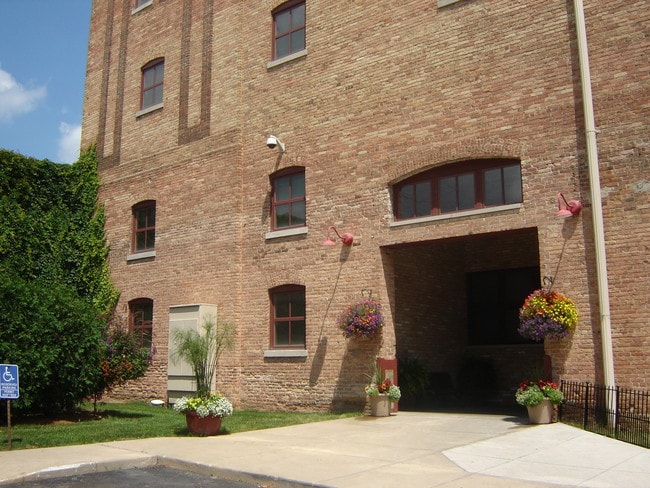 Mitchell Wagon Lofts For Rent in Racine, WI | ForRent.com