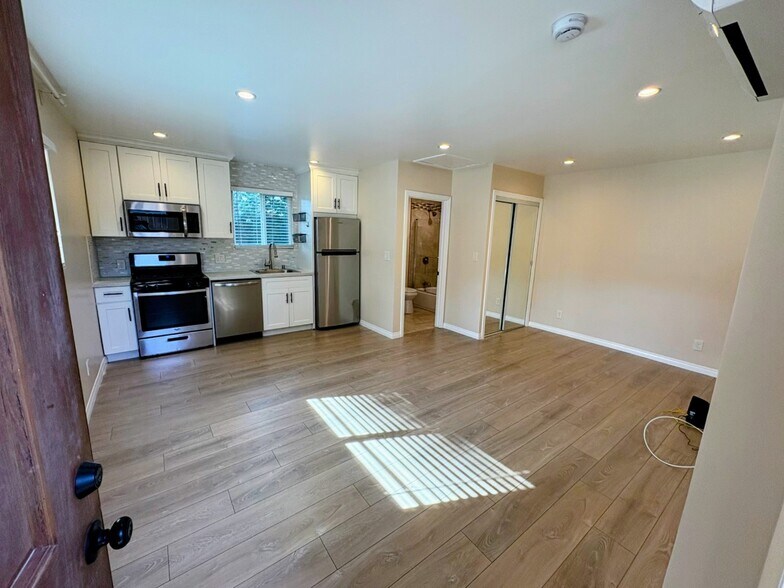 16143 Kittridge St Unit ADU - House for Rent in Van Nuys, CA | ForRent.com