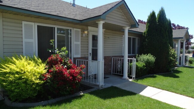 5114 Alworth St - Townhome Rental in Garden City ID | ForRent.com