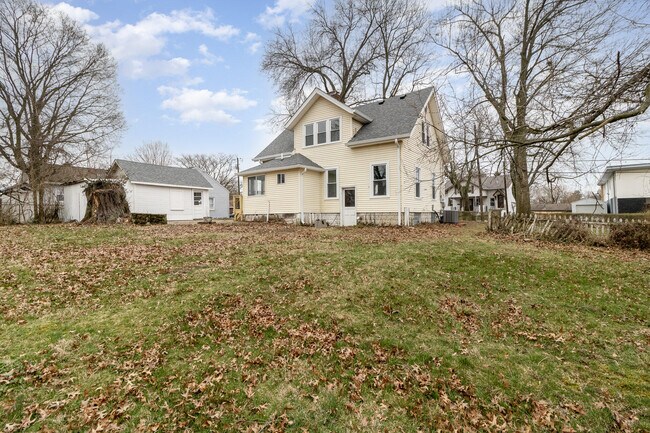 9 Park Ave House - House Rental in Elsmere, KY | ForRent.com