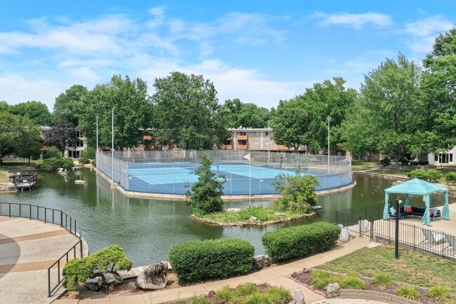 The Columns Apartments - Springfield, MO | ForRent.com