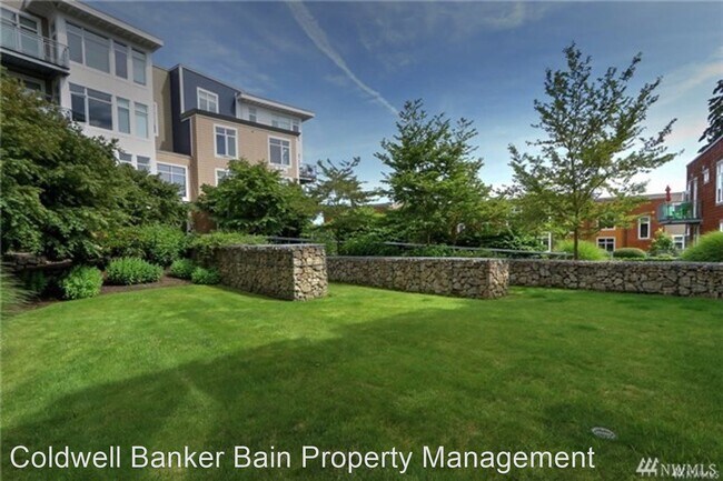 1 br, 1 bath House - 180 Harbor Square Loo... - House Rental in ...