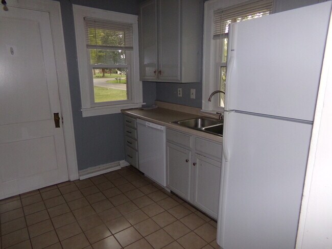 Corner Lot Cape Cod! House - House Rental in Dayton, OH | ForRent.com