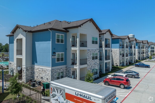 The Residences at Arbor Oaks Apartments - Houston, TX | ForRent.com