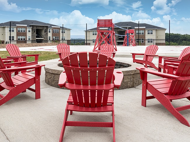 The View Apartments | Penn State University | Off-Campus Housing Search