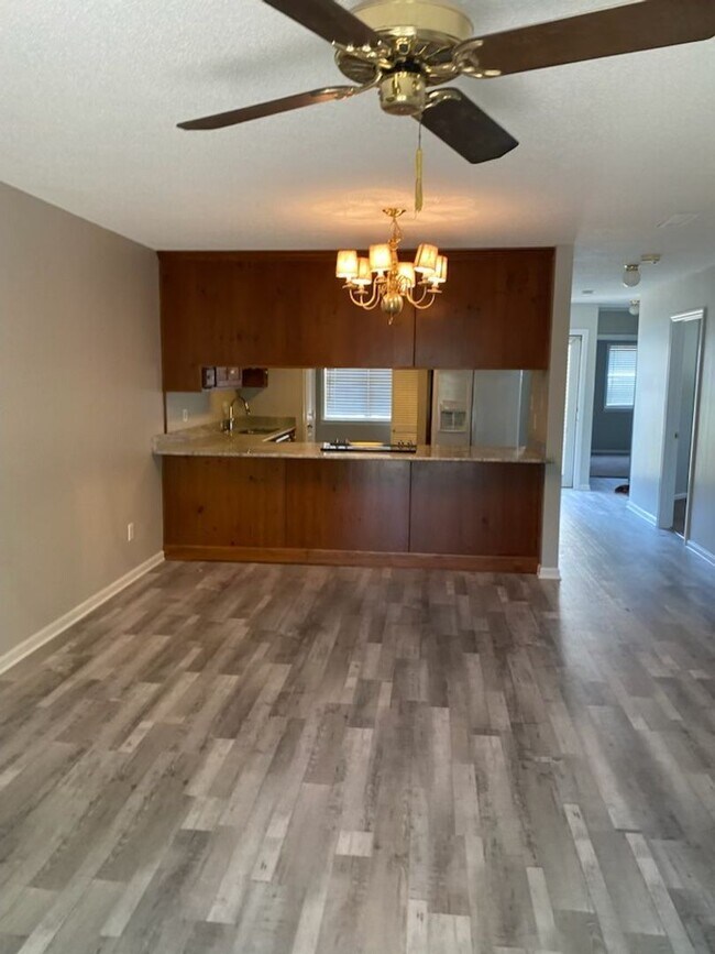 THREE BEDROOM DUPLEX IN QUAIL RISE SUBDIVI... - House Rental in ...