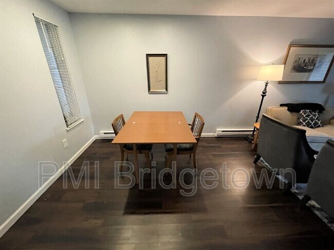 6160 SW Alice Ln Unit Apt 102B - Condo for Rent in Beaverton, OR ...