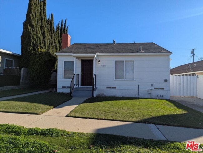 6208 S Fairfax Ave Unit 6210 Off-Campus Housing, View Park-Windsor ...