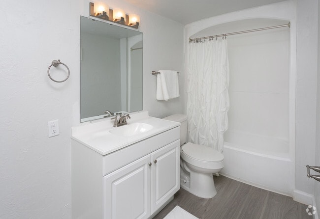 The Commons Apartments | University of Florida | Off-Campus Housing Search