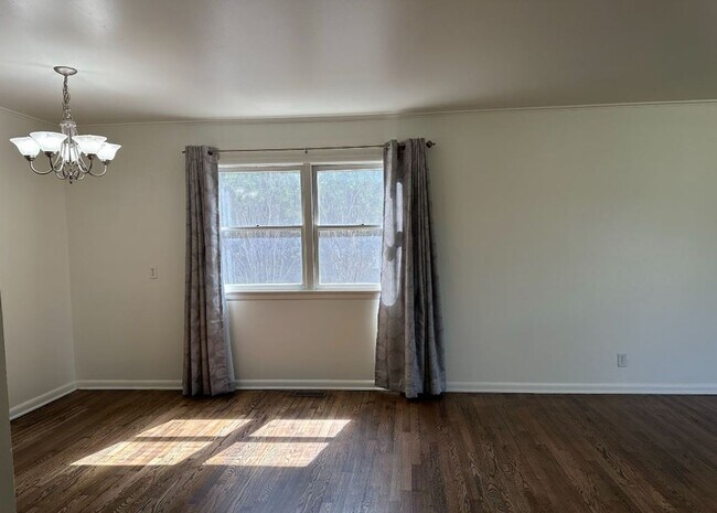 3 Bedroom 1 bath, single family home- $190... - House Rental in Grand ...