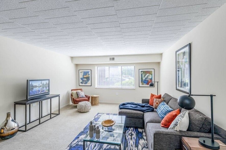 Apartments for Rent with EV Charging in Churchill PA - 19 Apartments ...