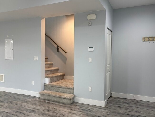 822 Stockwell Ave - Townhome for Rent in Kelowna BC | ForRent.com