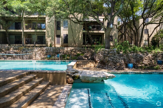 Waters At Barton Creek Apartments