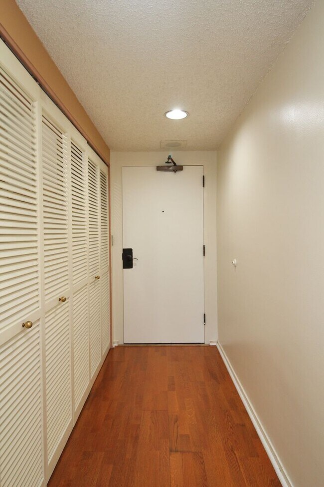 2309 SW 1st Ave Unit 1241 Off-Campus Housing, Portland, OR