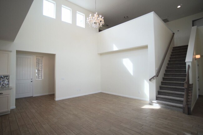 Gorgeous 2-Story Home in Gated Community! Rental - House Rental in ...