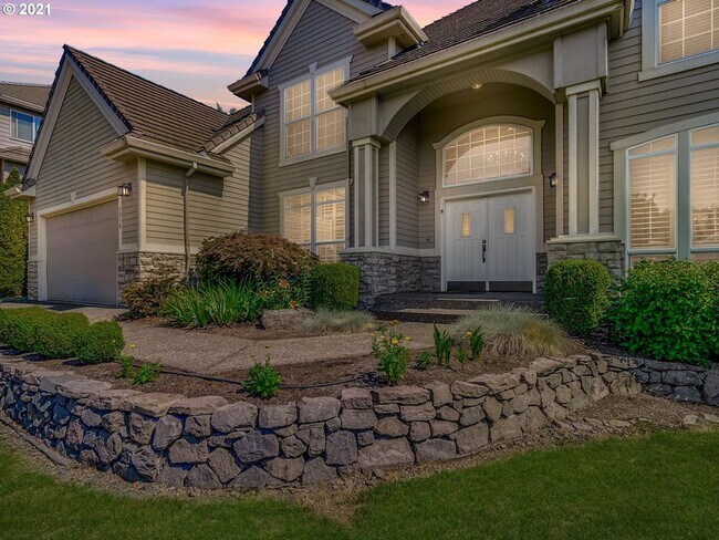 Forest Heights Stunner- Located just a few... - House Rental in ...