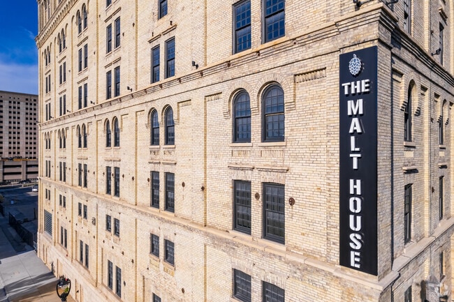 The Malt House Apartments - Milwaukee, WI | ForRent.com