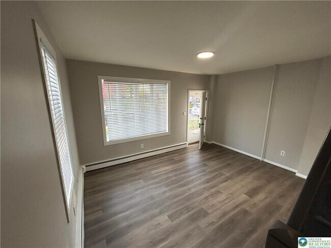 1151 Catasauqua Rd Off-Campus Housing, Fullerton, PA