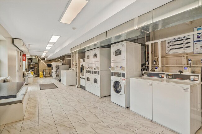 2900 Pomeroy Rd SE Condo Unit NEW Parkchester - Condo for Rent in ...