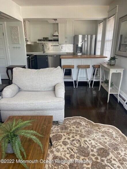 165 Bay Ave Unit 2 - Apartment for Rent | Highlands, NJ | Starting at ...