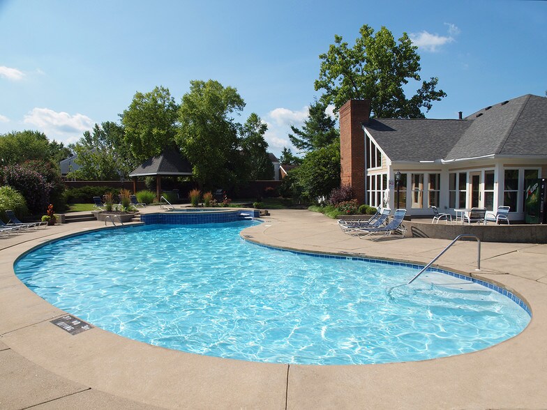 Fox Chase North | Cincinnati, OH | Starting at $985 | ForRent.com