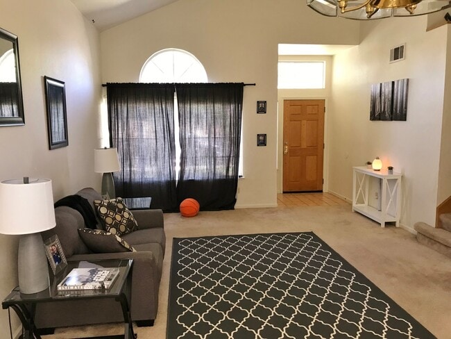Modern 3 Bedroom 2 Story 3 Car Garage in Vacaville *Star Rentals Off ...