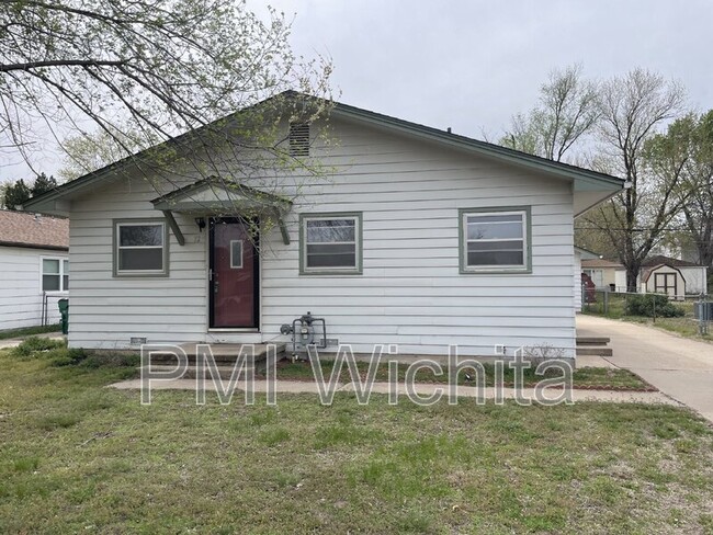 127 N Tracy St House - House Rental in Wichita, KS | ForRent.com 127 N Tracy St House - House Rental in Wichita, KS | ForRent.com