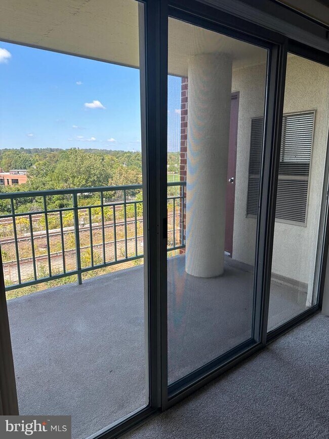 505 E Braddock Rd Unit 602 - Alexandria, VA | ForRent.com