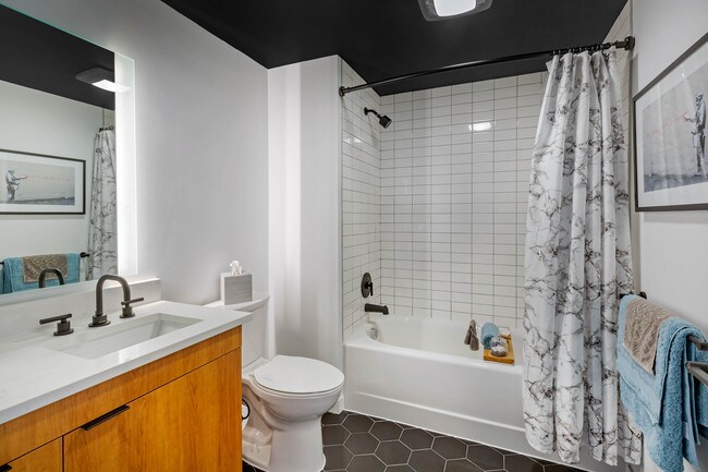 University of Massachusetts Boston | Off-Campus Housing Search