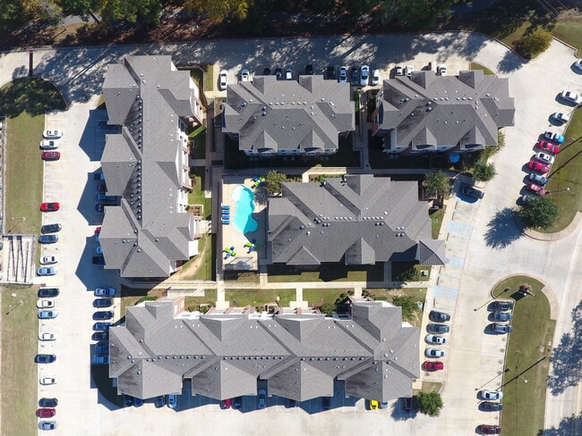 Heights Ruston Apartments Off-Campus Housing,