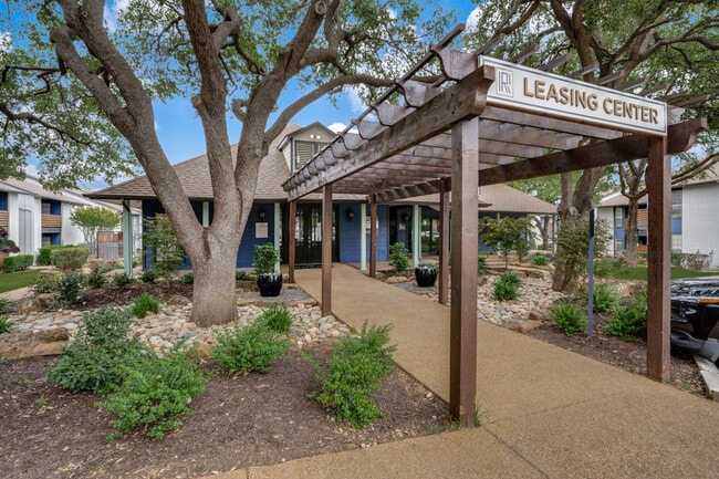 The Reese at Eastchase Apartments For Rent in Fort Worth, TX | ForRent.com