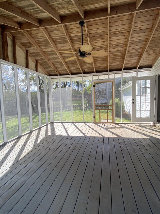 2010 Bishops Bridge Rd - House for Rent in Knoxville, TN | ForRent.com