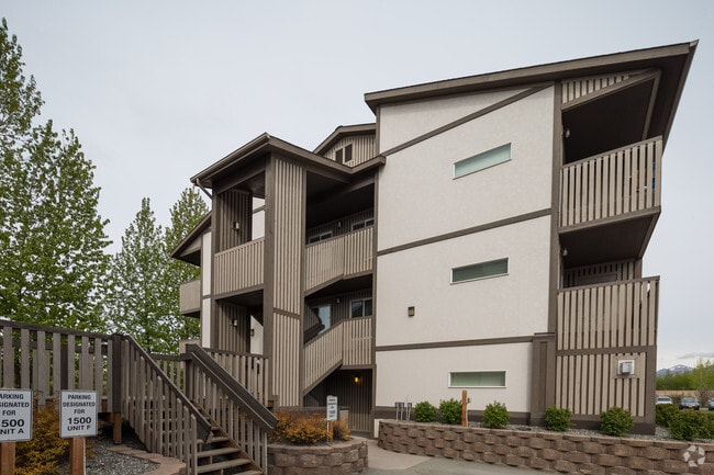 Town Square Manor Apartments For Rent in Anchorage, AK | ForRent.com