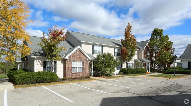 Village Gates of Delaware Apartments For Rent in Delaware, OH | ForRent.com