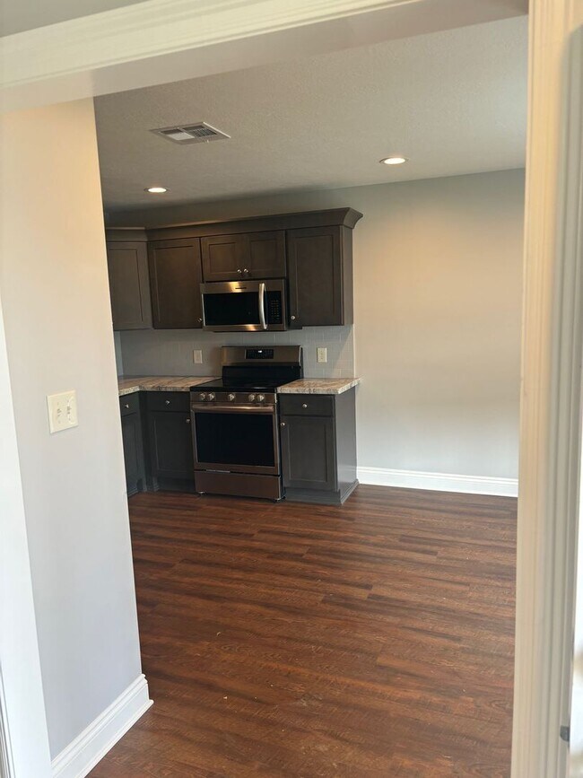 44 Magnolia Rd Apartment Unit B - Sulphur, LA | ForRent.com