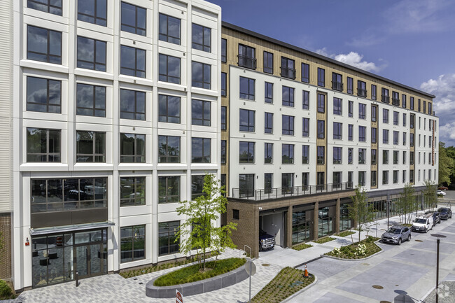 Northeastern University | Off-Campus Housing Search