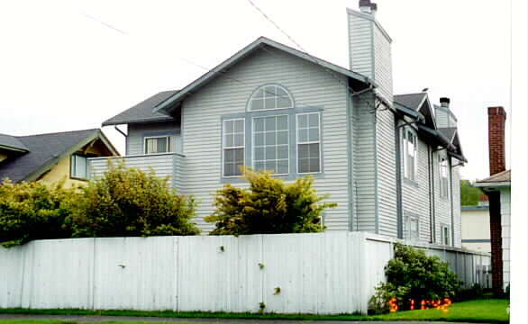 Alki Fourplex | Seattle, WA | ForRent.com