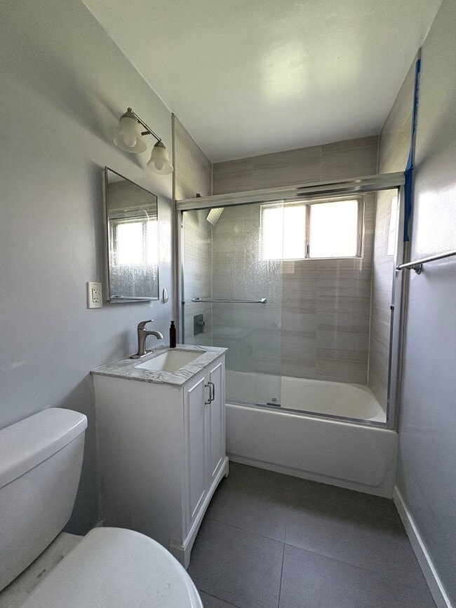 2727-2741 Abbot Kinney Blvd Unit 03 Off-Campus Housing, Los Angeles, CA