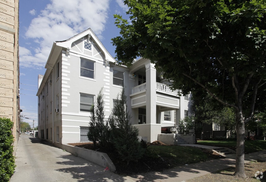 Poet Laureate Condos | Denver, CO | ForRent.com