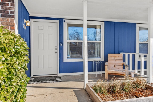 Duplex In Rogers - House Rental in Rogers, AR | ForRent.com