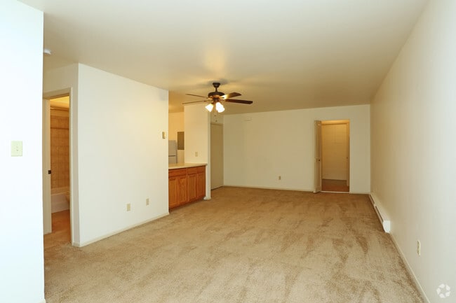 Windpoint Apartments - Racine, WI | ForRent.com