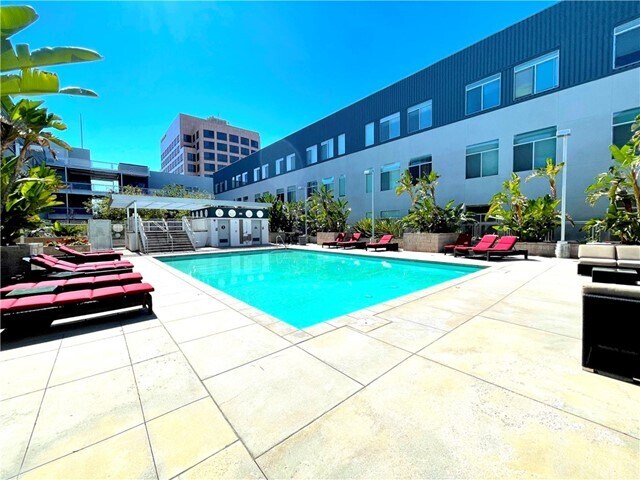 435 W Center Street Promenade Unit 438 - Condo for Rent in Anaheim, CA ...