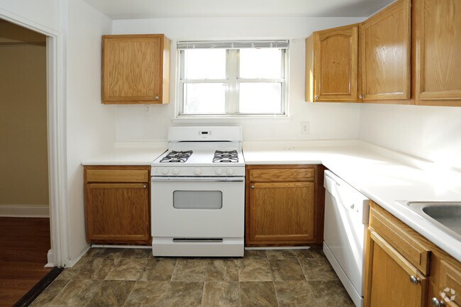 Addison Towers Apartments - Newark, NJ | ForRent.com